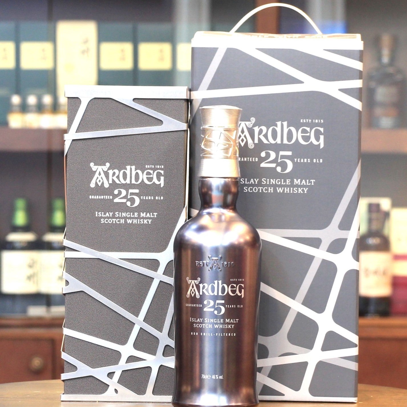 Ardbeg 25 Years Old 2021 Bottling Single Malt Scotch Whisky | Mizunara ...